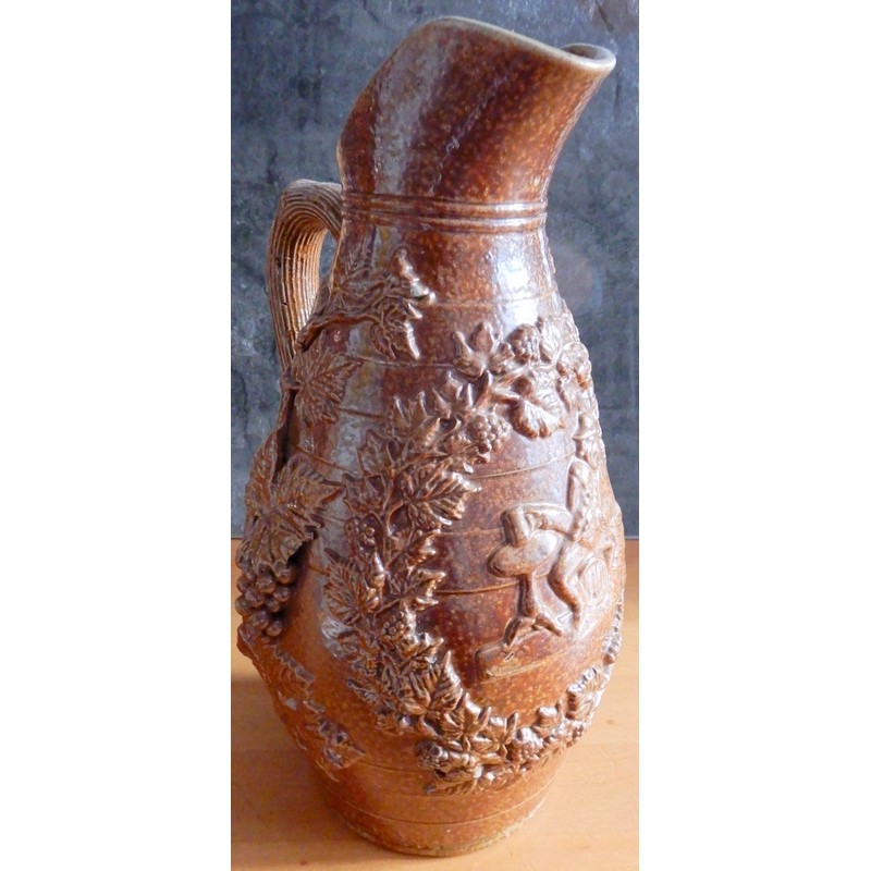 Superbe pichet à vin en grès vernissé du BEAUVAISIS